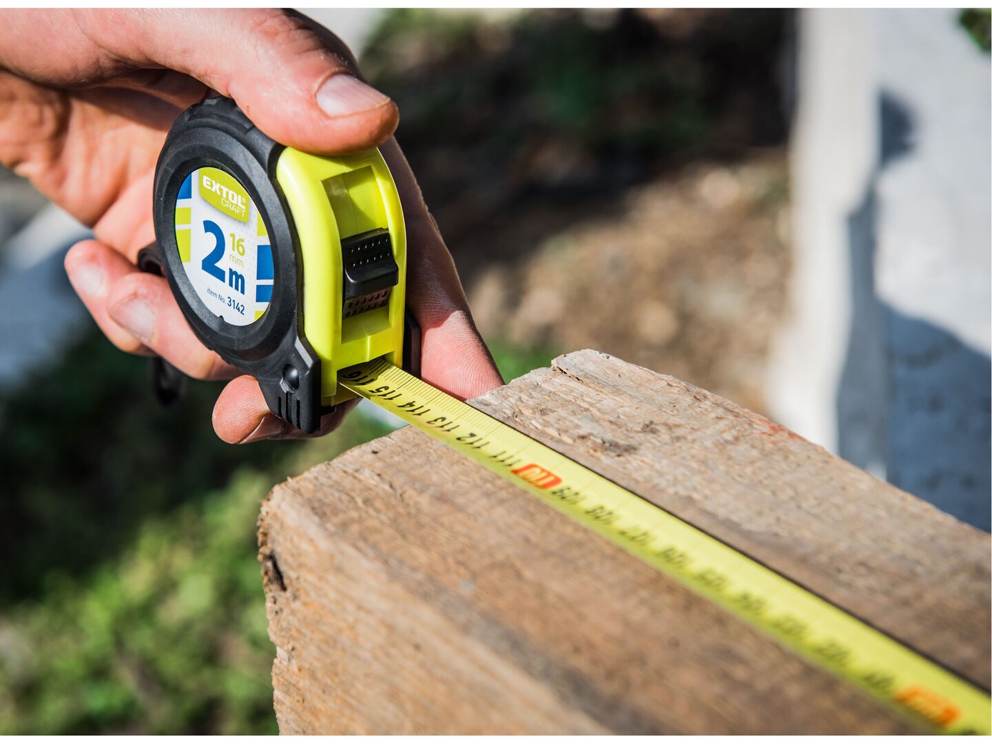 3142-Metr svinovací, 2m, pásek 16mm, gumový obal, EXTOL - VRABEC a VRABEC